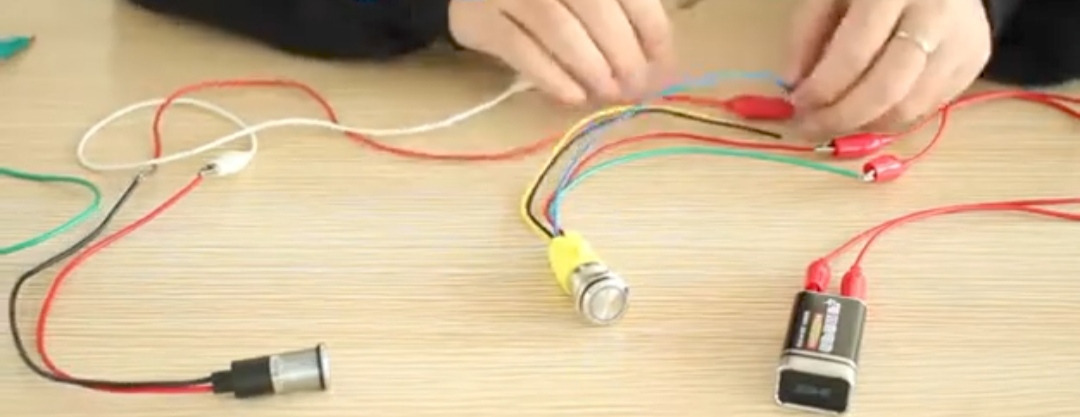 How to Wire a Push Button Switch? - 2, 4, 5 Pins (From Langir)